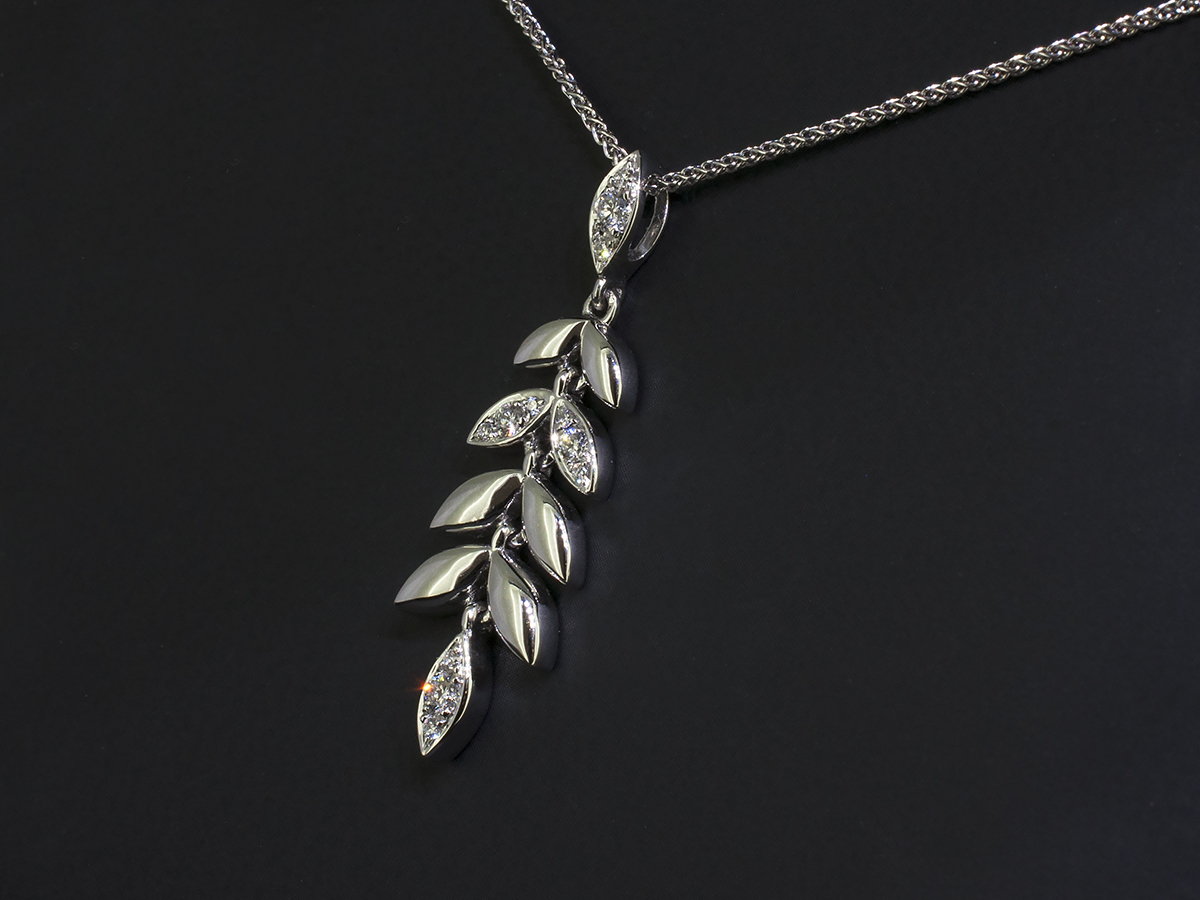 Ornate Vine Leaf Design Pavé Diamond Necklace in 18kt White Gold ...