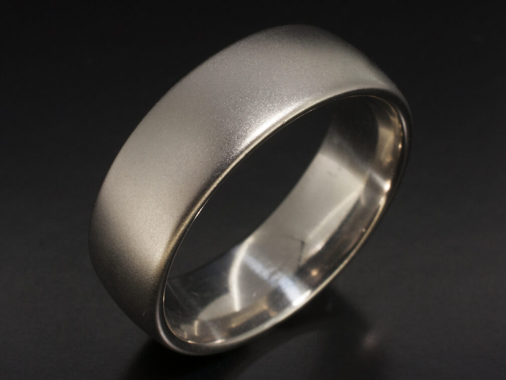 Bespoke Gents Wedding Rings - Unique Designs for Inspiration